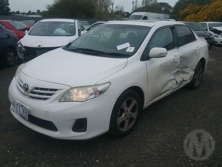 Rear Garnish Corolla Toyota 2011